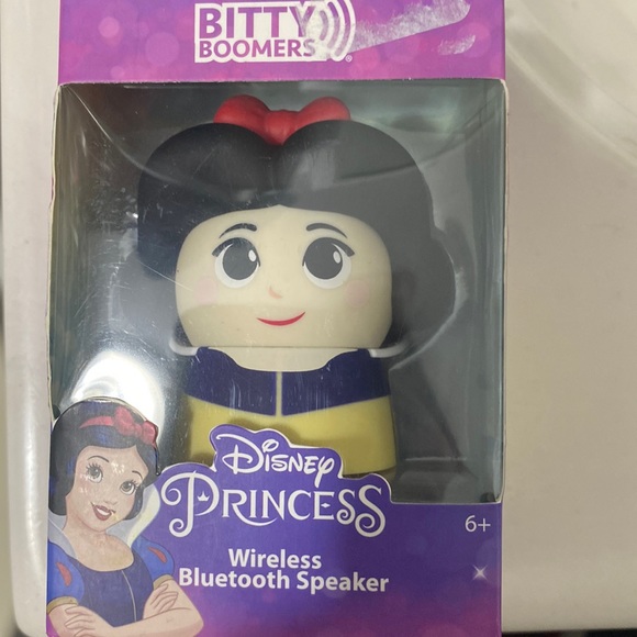 Portable Audio & Video | Nwt Wireless Snow White Bluetooth Speaker | Poshmark